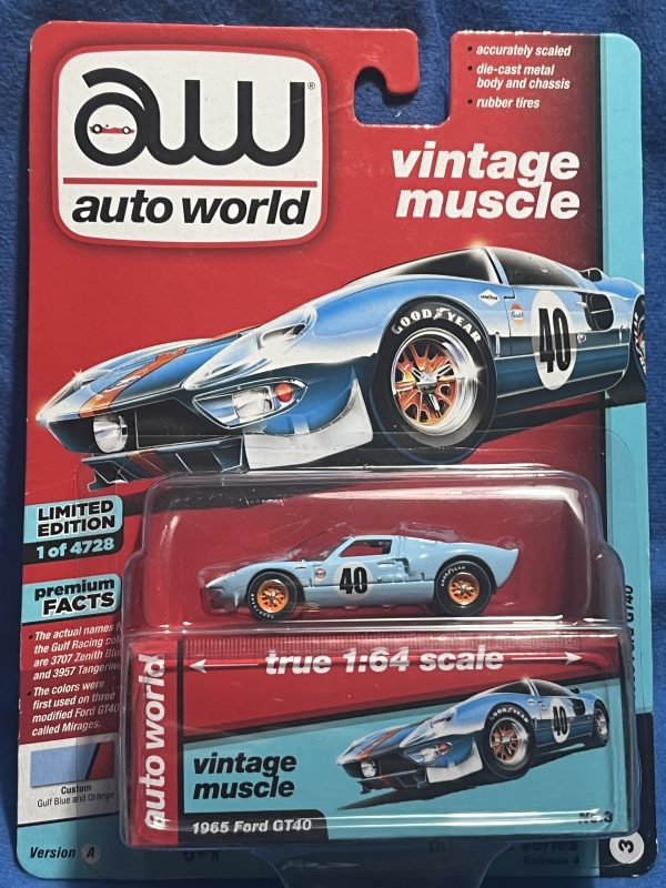 Auto World Luxury Cruisers: Exquisite Diecast Cars