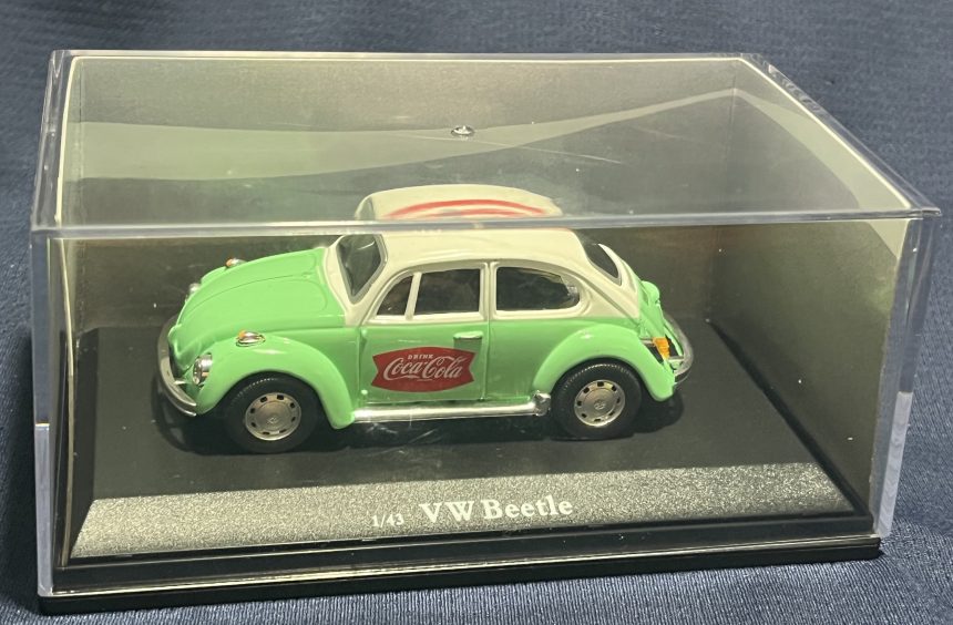 Motor City Classics® 1:43 1962 Coca-Cola® Volkswagen® Beetle - Green ...